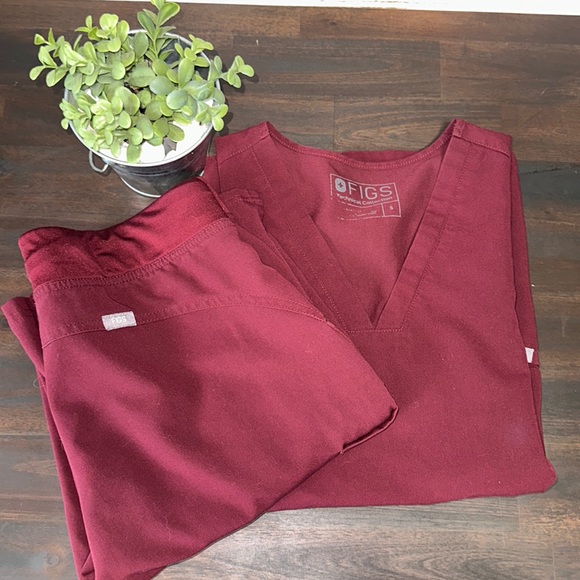 Figs | Other | Figs Small | Poshmark